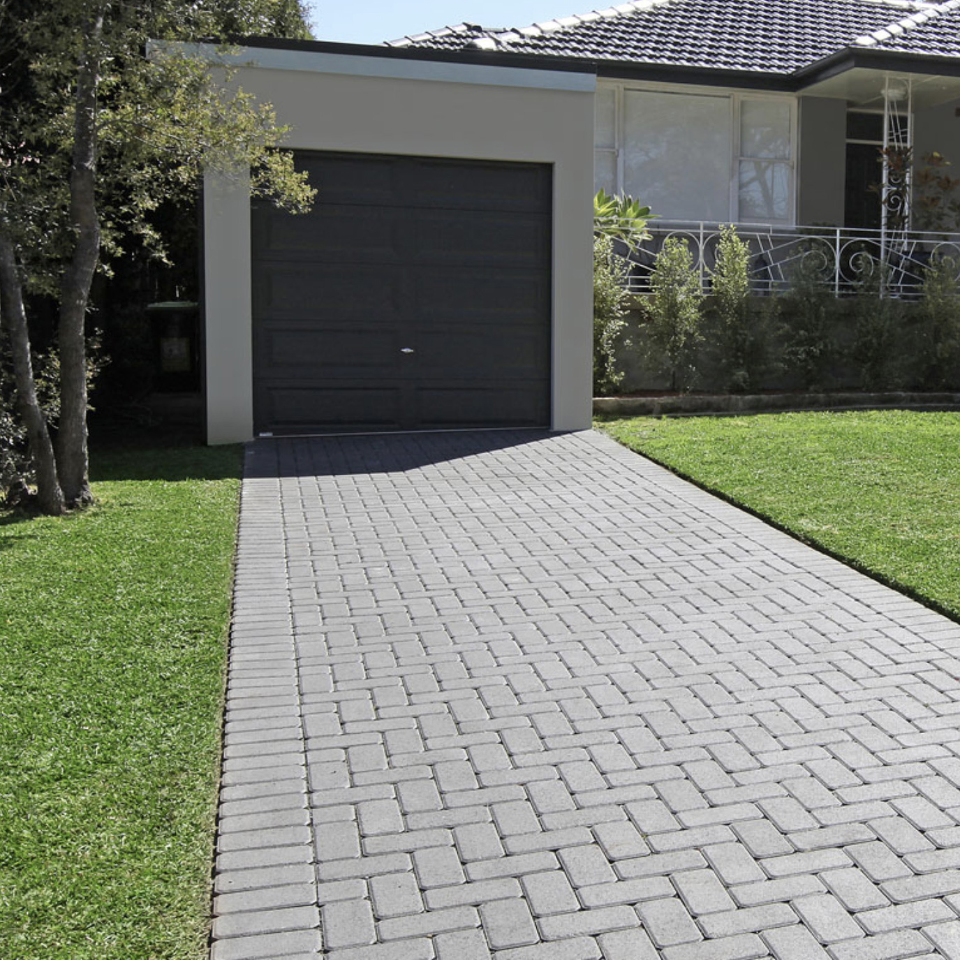 Commercial Pavers Flinders Park | Australian Paving Centre Flinders ...